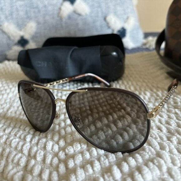 CHANEL | Accessories | Chanel Chainlink Aviator Sunglasses | Poshmark